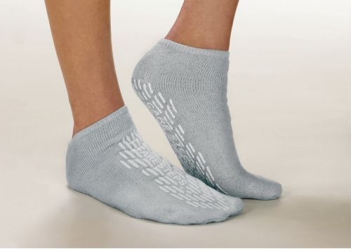 Encompass Single Tread Slip-Resistant Patient Safety Footwear | 80112 ...